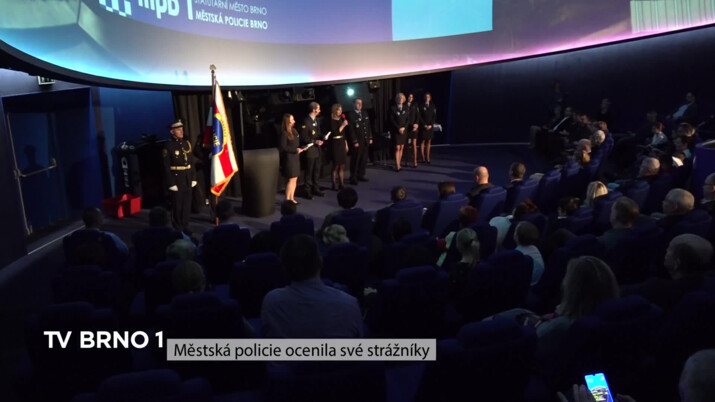 Městská policie ocenila své strážníky | Brno | Zprávy | TV BRNO 1